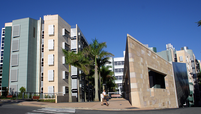 Talks and Tours - Institute for Molecular Bioscience - University of ...