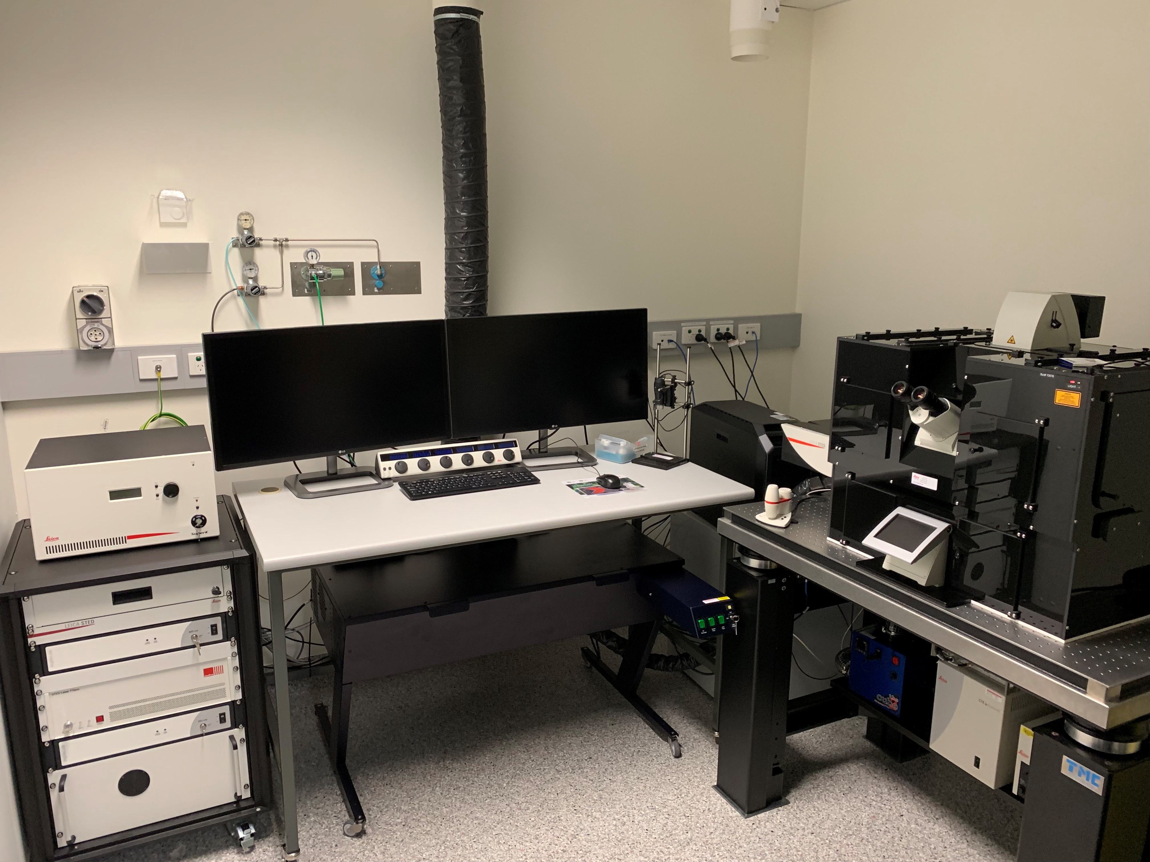 Confocal 1 - Institute for Molecular Bioscience - University of Queensland